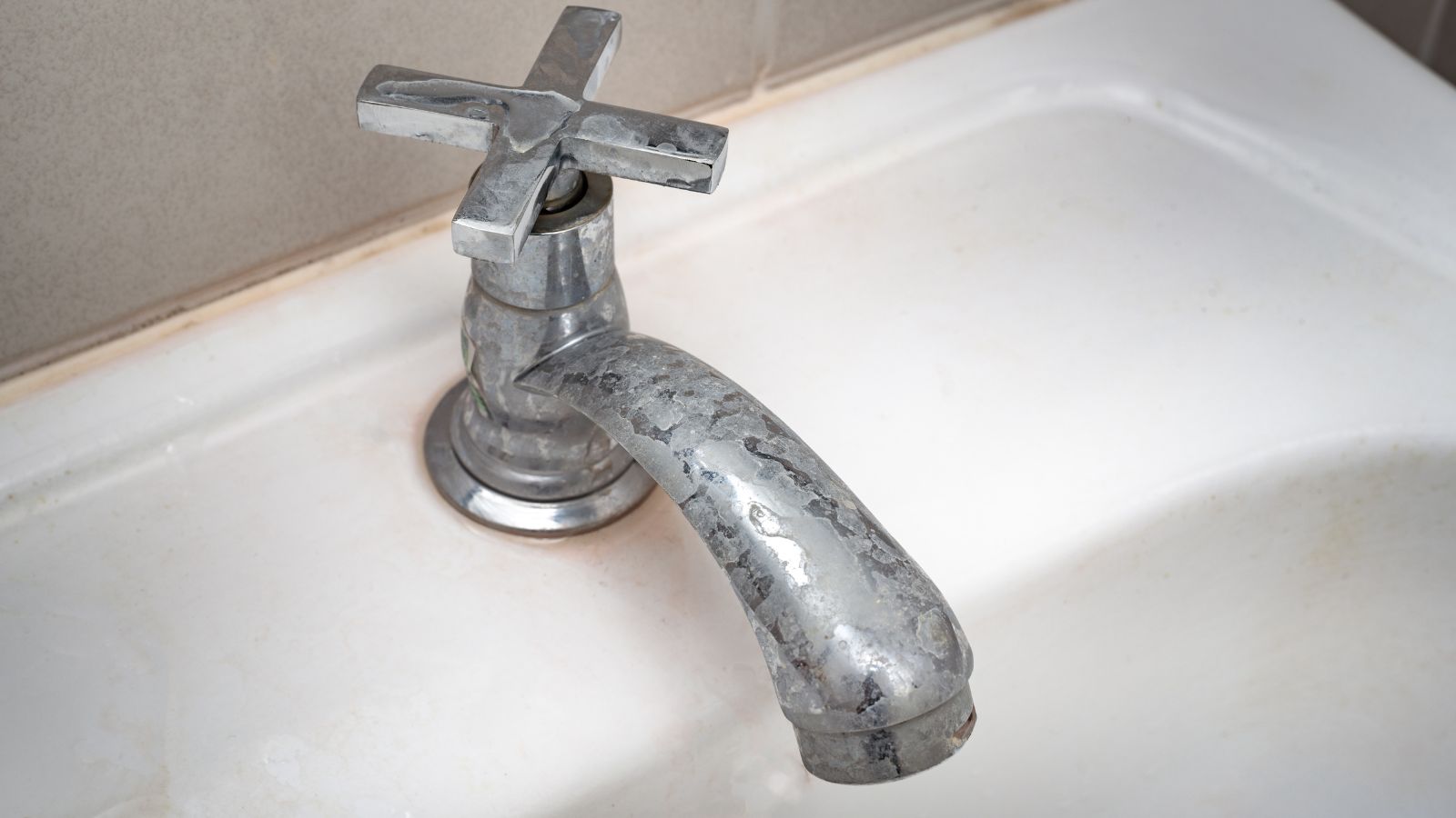 The Battle Against Bathroom Limescale - RS Eco World